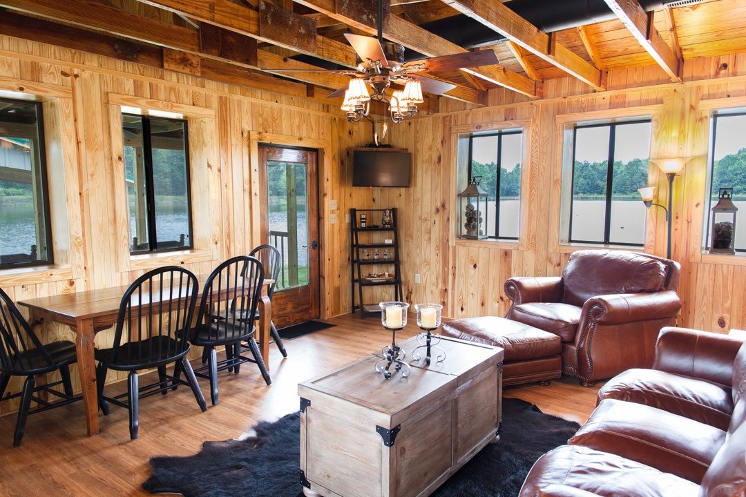 Lodging At White Oak Pastures